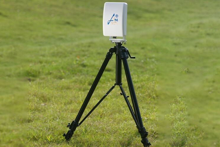 Holographic Short-range Warning Radar